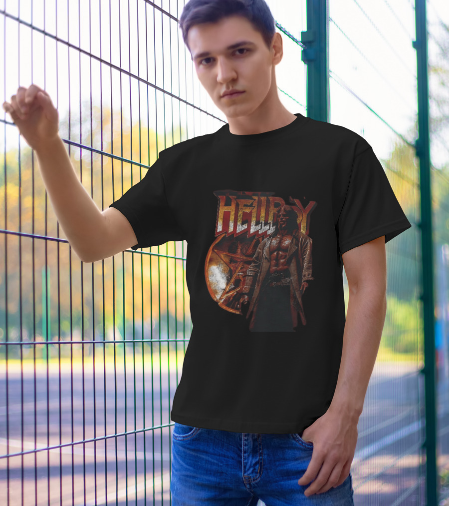 Hellboy Mike Mignola Dark Horse Comics T-Shirt