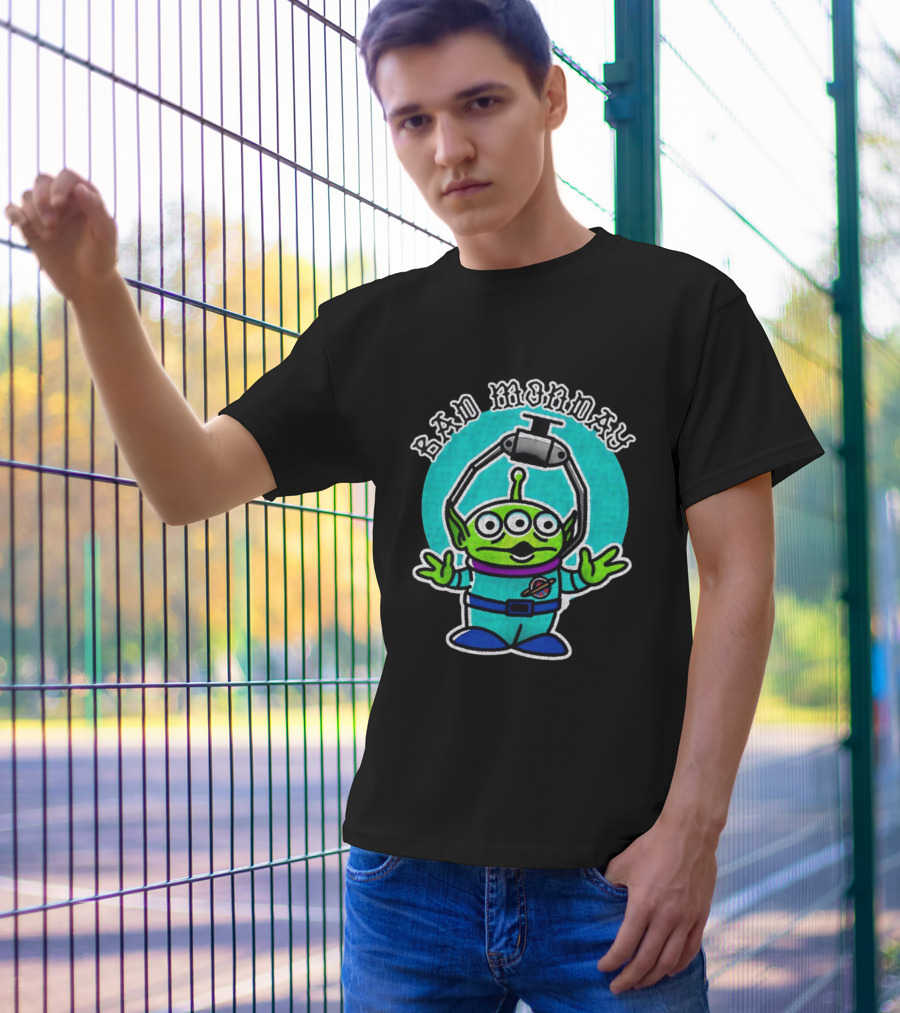 Bad Monday Toy Story Alien With Claw Gothic T-Shirt