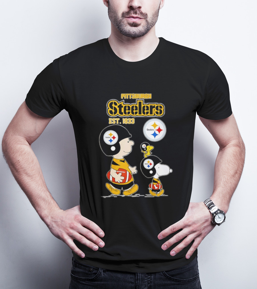 Pittsburgh Steelers Peanuts Charlie Brown Snoopy Football Est 1933 T-Shirt