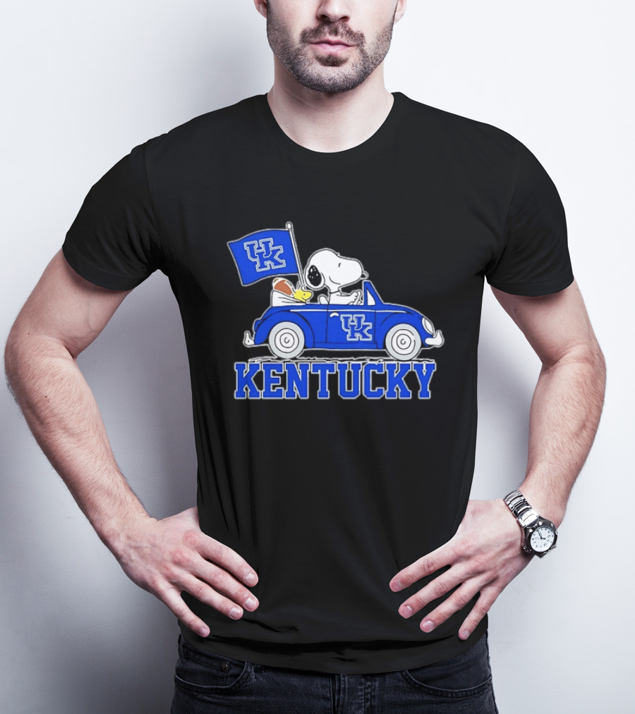 UK Wildcats Snoopy Driving Car With Kentucky Banner T-Shirt