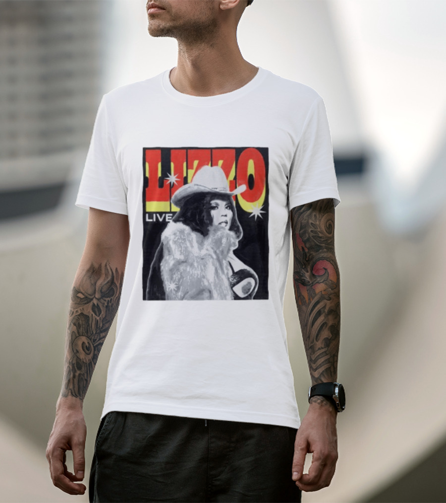 Lizzo Live Houston Mar 06 Texan Style Fur Coat Hat T-Shirt