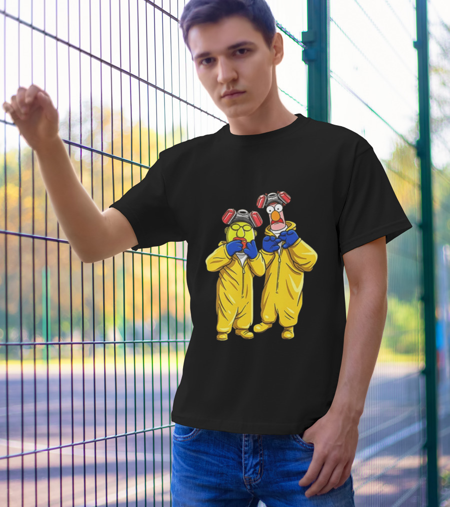 Dr Bunsen Honeydew Beaker Breaking Bad The Muppets Yellow Hazmat Suit T-Shirt