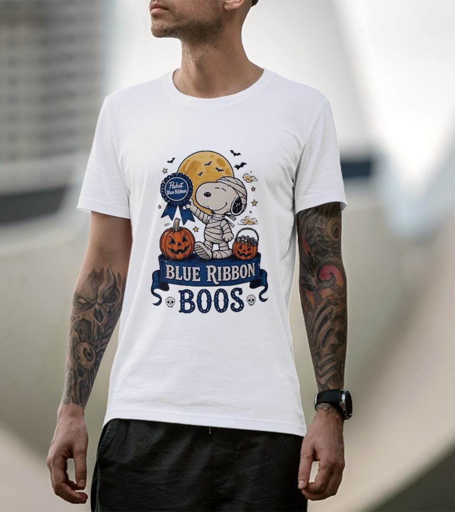 Pabst Blue Ribbon Snoopy Mummy Halloween Blue Ribbon Boos Pumpkin Moon Bats T-Shirt