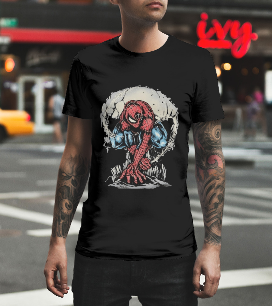 Spider Man Crouching Hero Marvel Comic Book T-Shirt