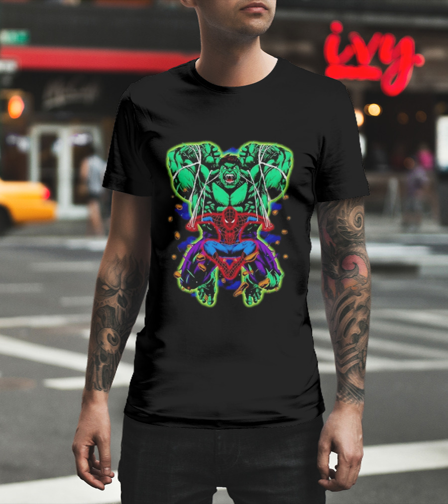 The Incredible Hulk And Spider Man Marvel Superheroes Comic Action Scene T-Shirt