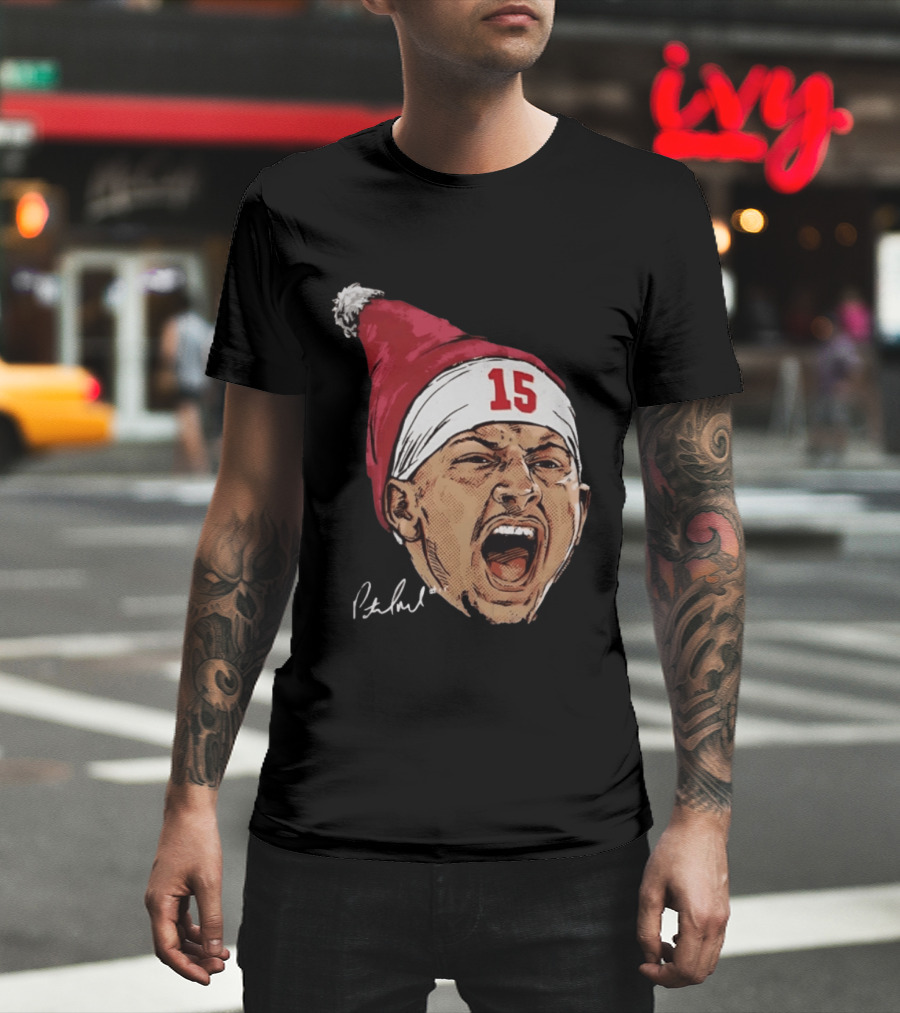 Pat Mahomes Screaming Face Red Santa Hat Number 15 Halftone Caricature T-Shirt