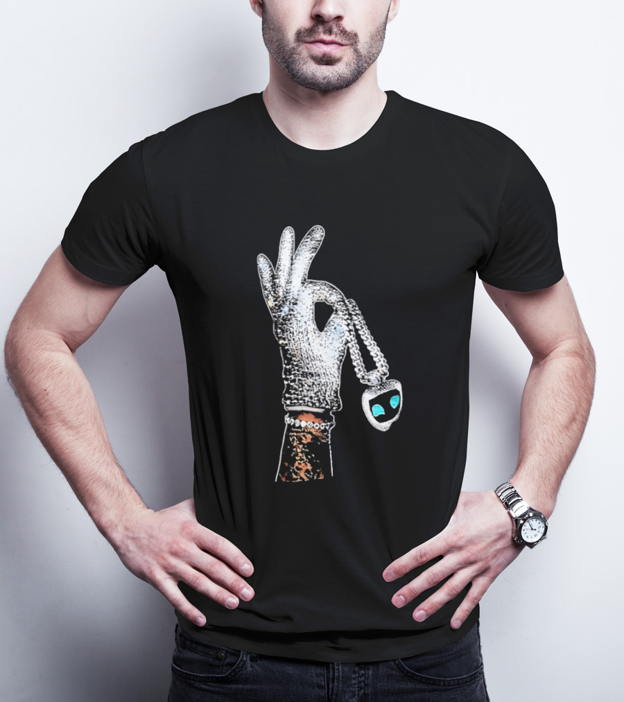 King Of Pop Sequin Glove Holding Alien Pendant T-Shirt