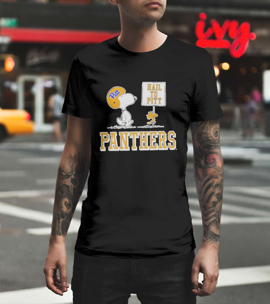 Snoopy Woodstock Hail To Pitt Panthers Peanuts Football Fan T-Shirt