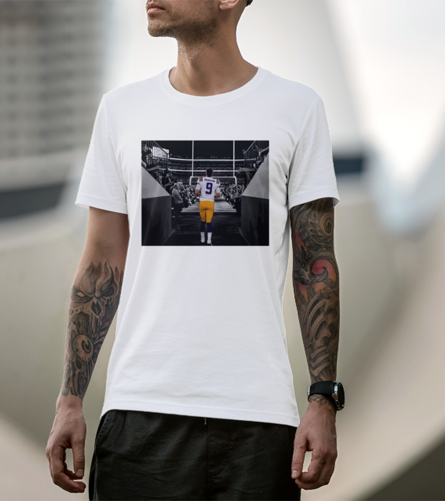 Joe Burrow 9 LSU Tigers Football Quarterback Stadium Entrance T-Shirt