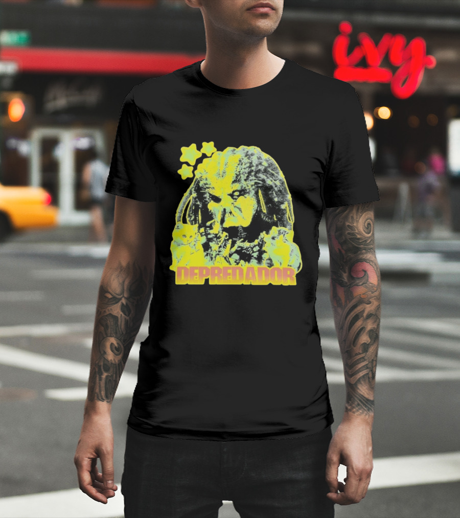 Depredador Predator Sci Fi With Kittens And Stars T-Shirt