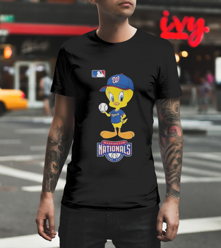 Washington Nationals Tweety Bird Baseball MLB T-Shirt