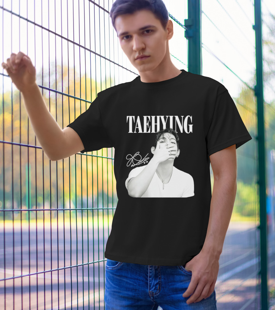 TAEHYUNG BTS V K Pop Fashion Style Signature T-Shirt