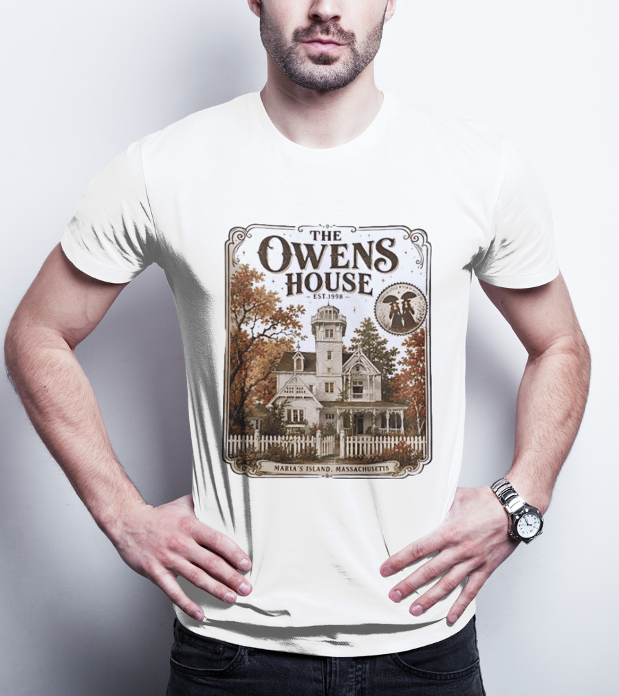 The Owens House Est 1998 Maria's Island Massachusetts Vintage Gothic Mansion T-Shirt