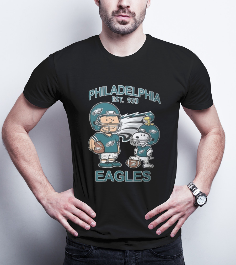 Philadelphia Eagles Est 1933 Charlie Brown Snoopy Woodstock Football T-Shirt