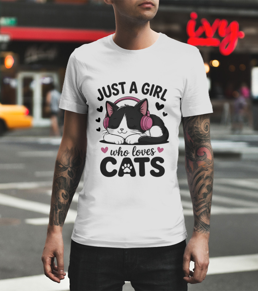 Just A Girl Who Loves Cats Kitten With Headphones T-Shirt