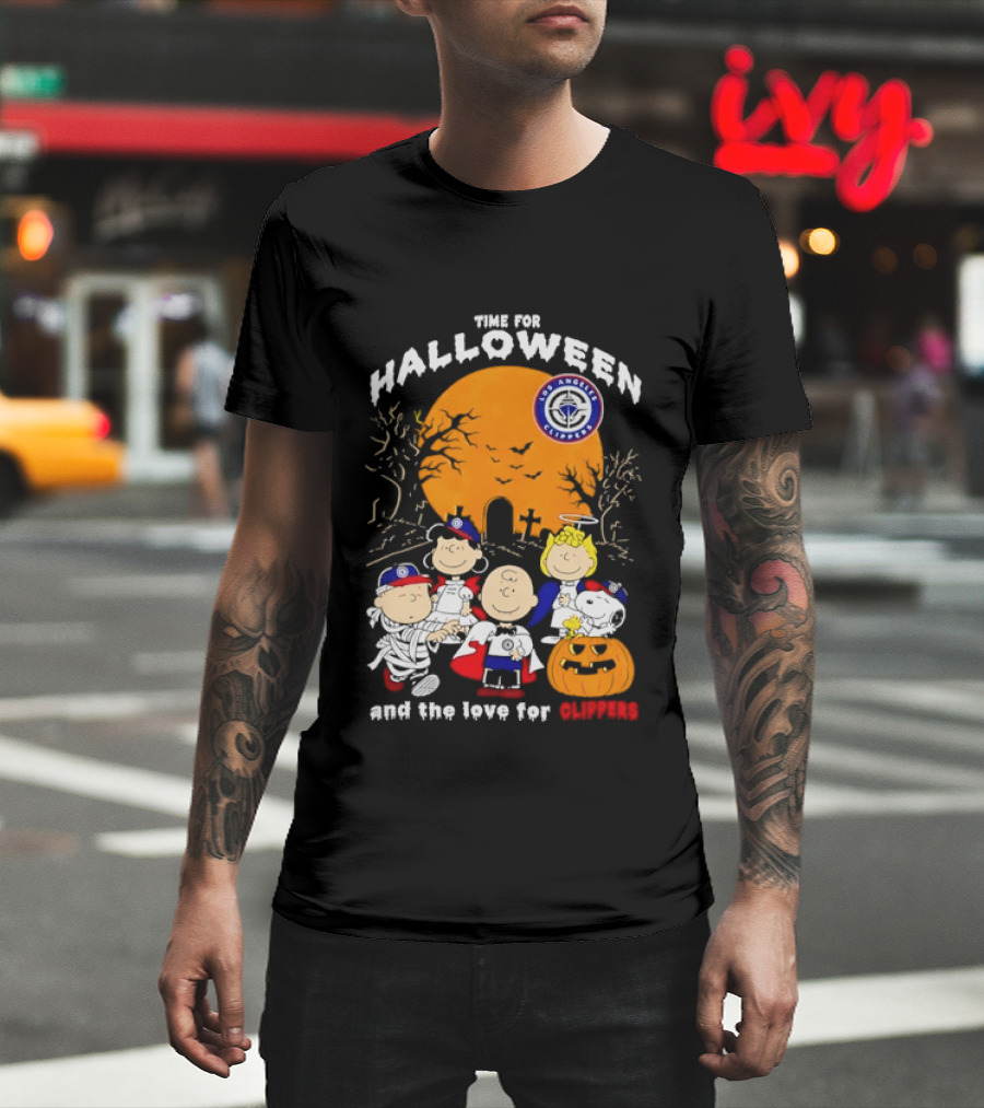 Peanuts Gang Time For Halloween Los Angeles Clippers Pumpkin Fun T-Shirt
