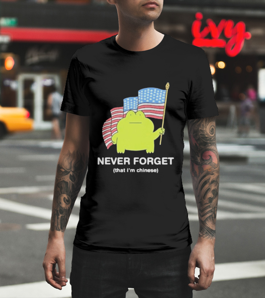 Frog Holding American Flags Never Forget That I'm Chinese T-Shirt