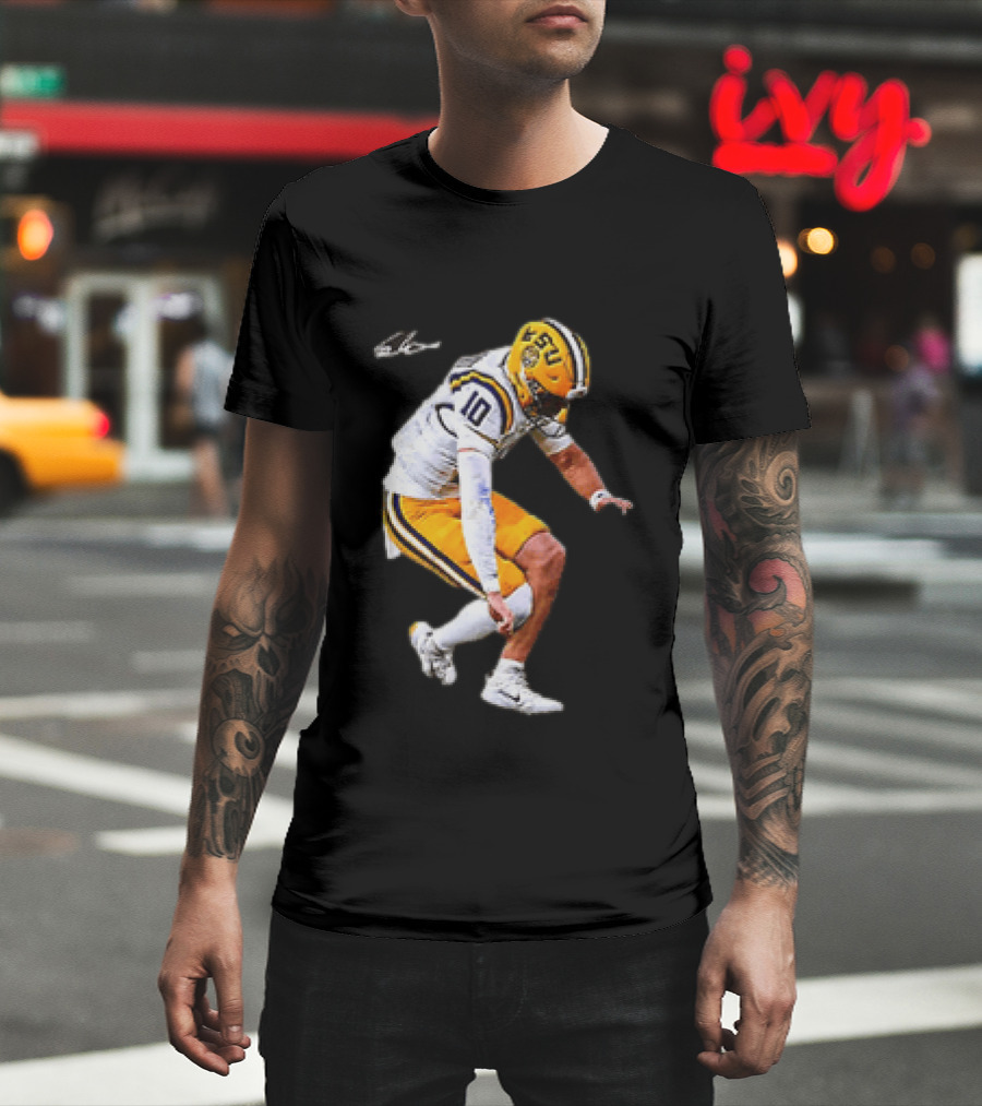 Garrett Nussmeier LSU Tigers Football Quarterback Action Play T-Shirt