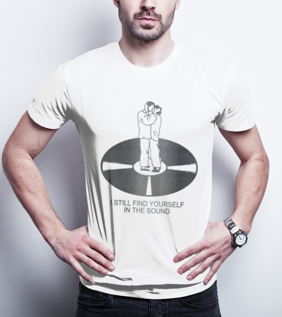 I Still Find Yourself In The Sound Vinyl Record Hugging Couple T-Shirt