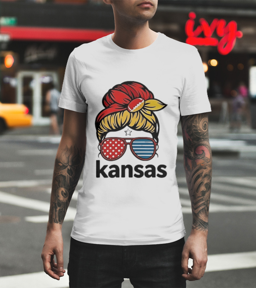 Kansas City Chiefs Royals Football Game Day Messy Bun Girl T-Shirt