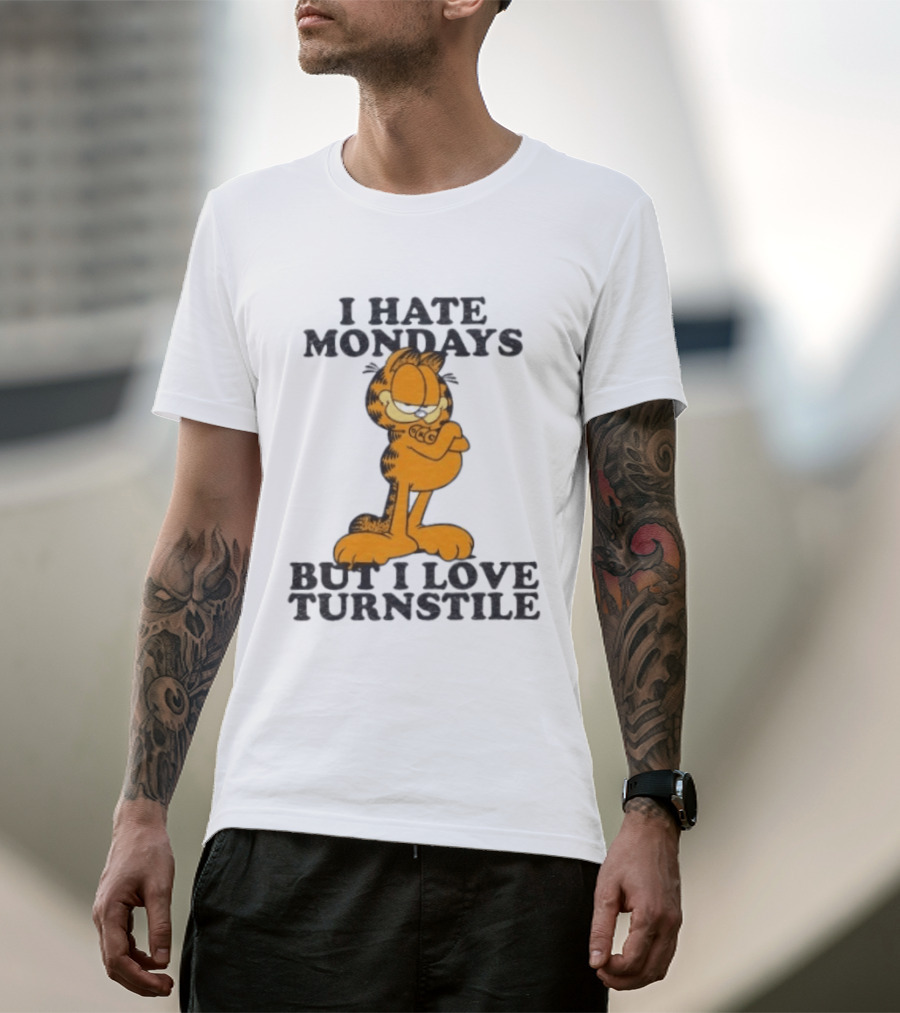 I Hate Mondays Lasagna Cat Love Turnstile T-Shirt