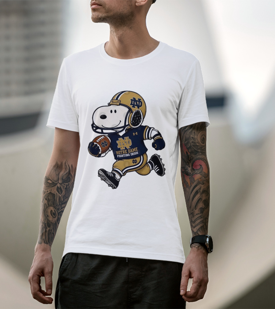 Snoopy Playing Football Notre Dame Fighting Irish ND Team Fan Gear T-Shirt