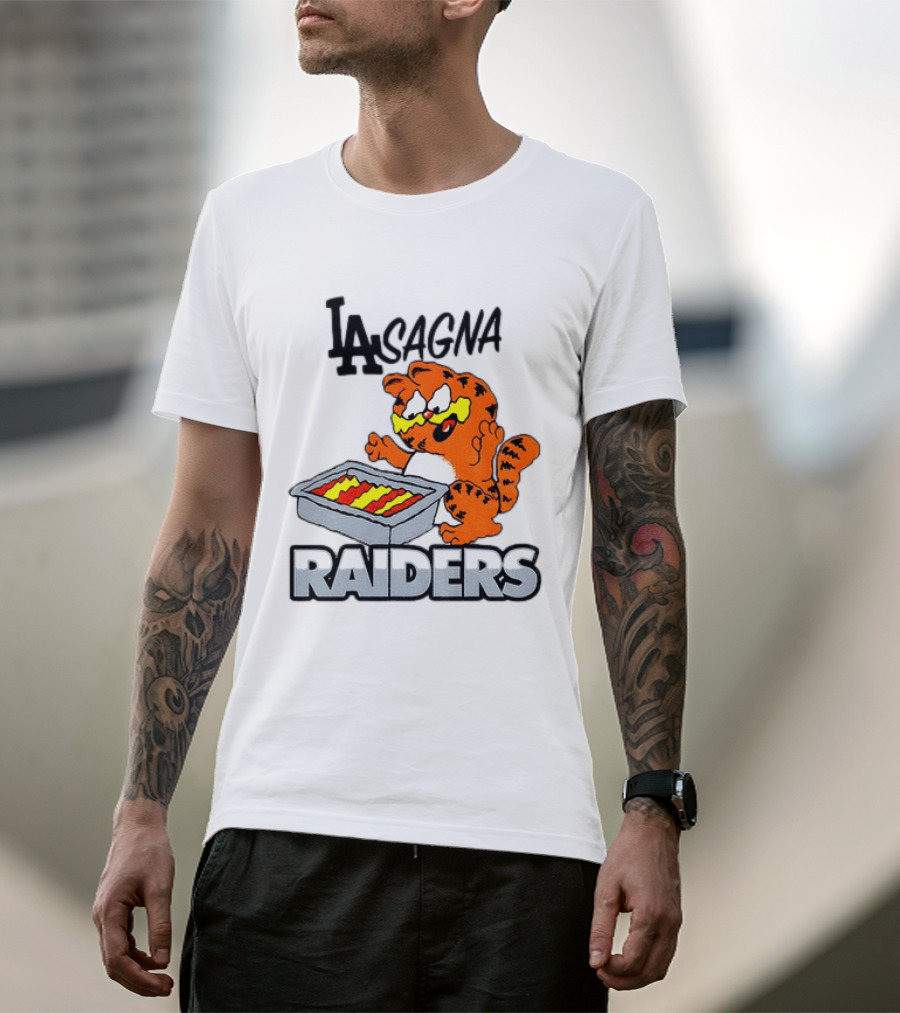 LA Lasagna Raiders Orange Cat Eating Lasagna Sports Rivalry T-Shirt