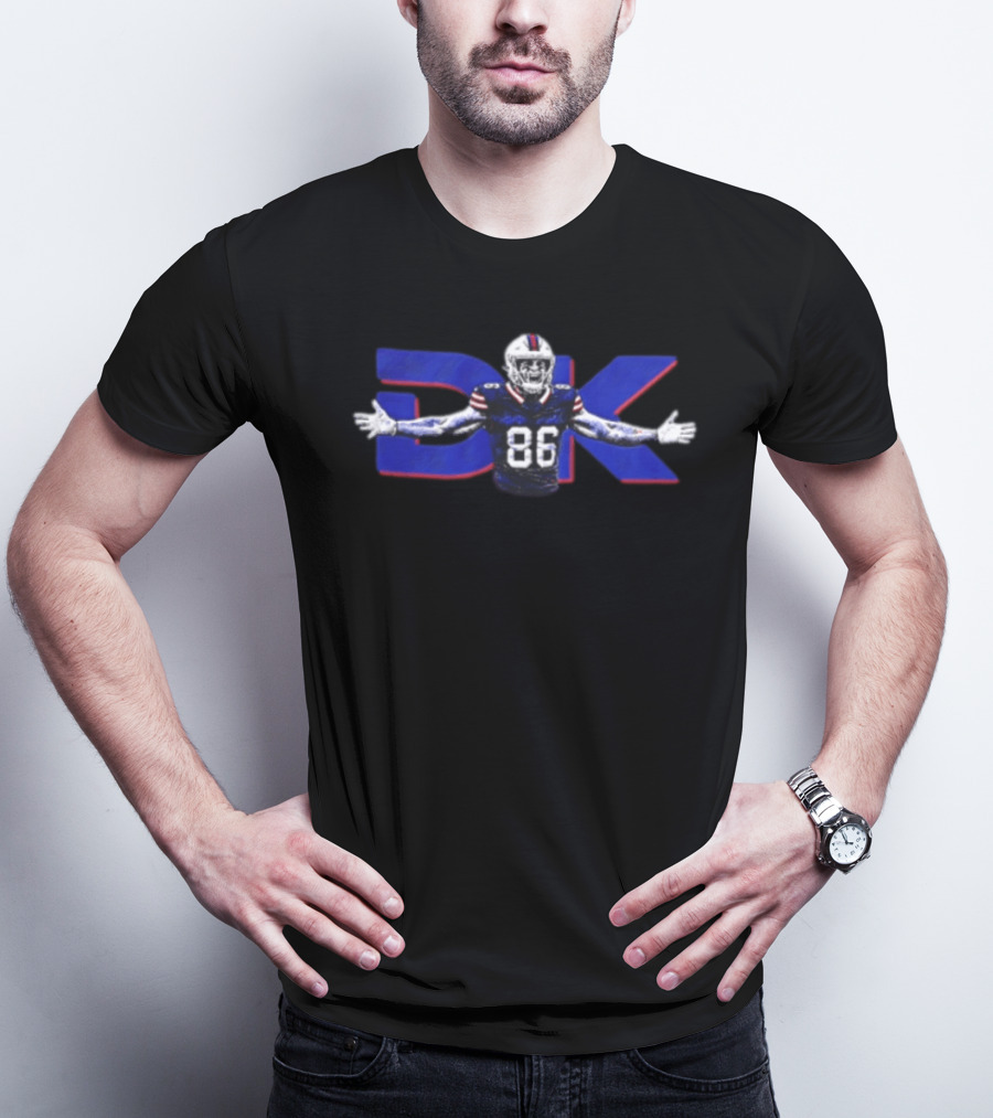 DK Buffalo Bills 86 Football Player With Helmet Arms Outstretched T-Shirt