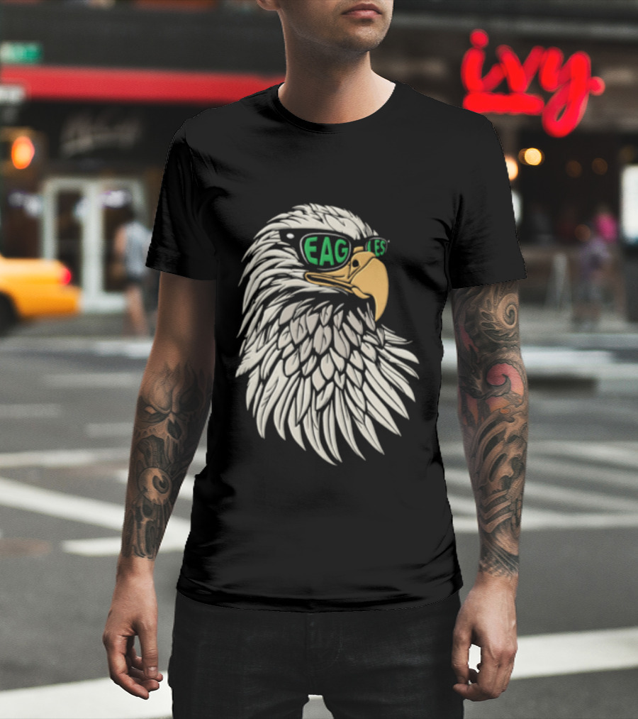 Philadelphia Eagles Bald Eagle Head With Sunglasses T-Shirt