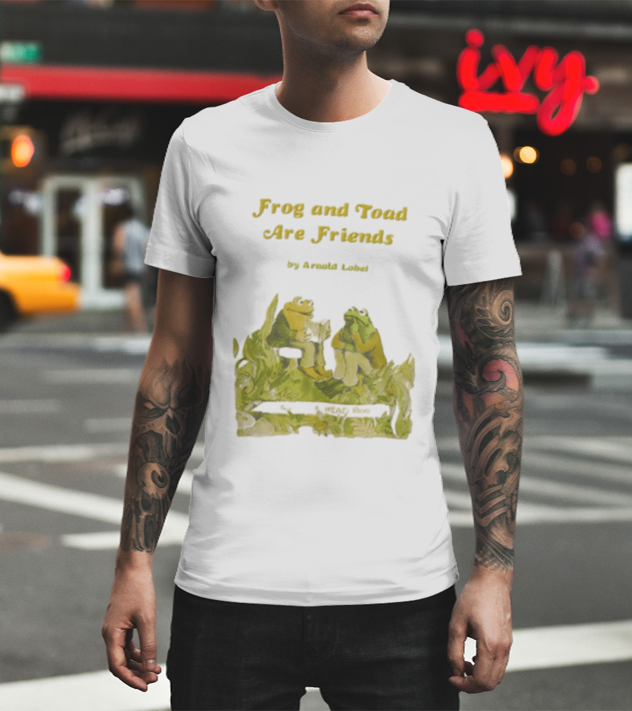 Frog And Toad Are Friends By Arnold Lobel Book Cover T-Shirt