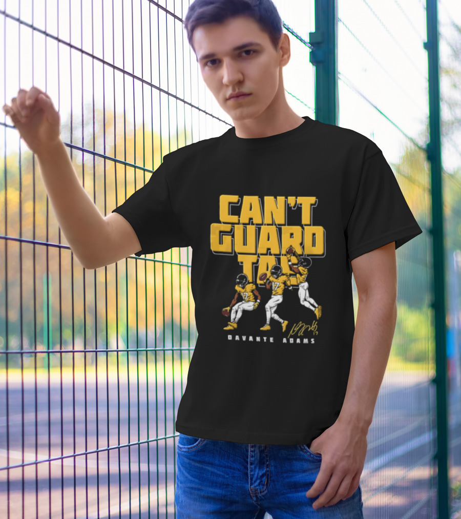 Can't Guard Tae 17 Davante Adams NFLPA Football Player Catching Throwing Ball T-Shirt