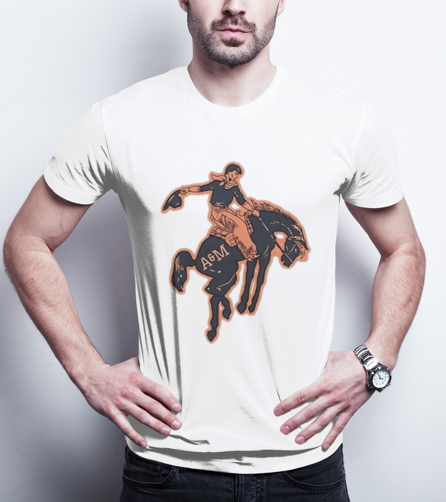 Texas A&M Aggies College Station Vintage Cowboy Riding A&M Horse T-Shirt