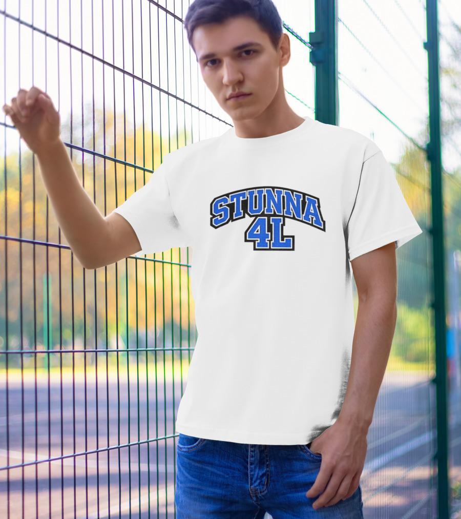 STUNNA 4L Bold Blue Arch Lettering T-Shirt