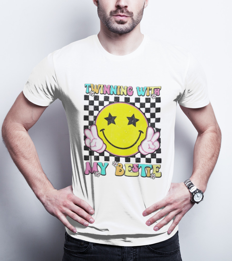 Twinning With My Bestie Yellow Smiley Face Checkered Star Eyes Peace Signs T-Shirt