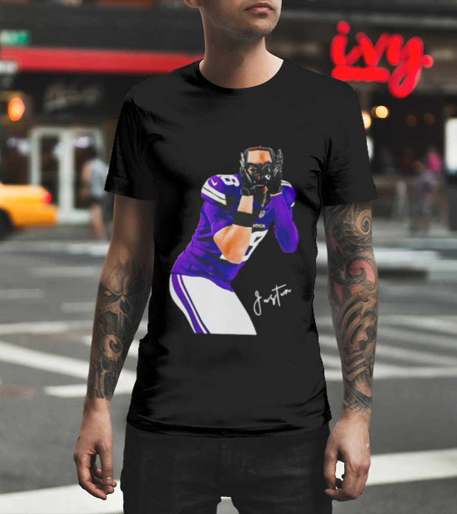 Justin Jefferson Signature Minnesota Vikings Football Player Pose T-Shirt