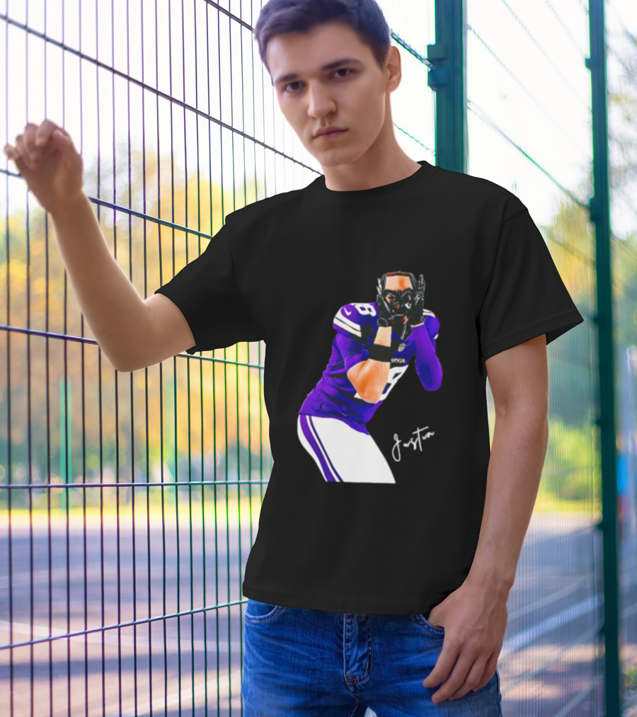 Justin Jefferson Signature Minnesota Vikings Football Player Pose T-Shirt