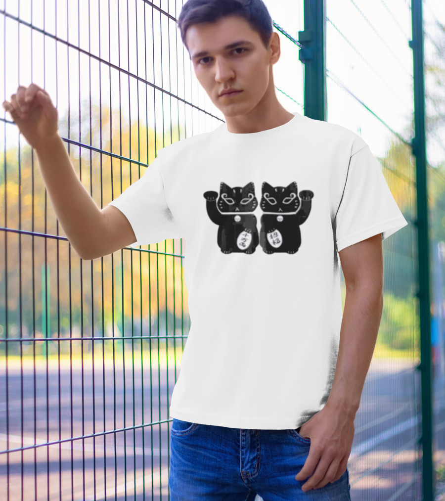 Maneki Neko Lucky Black Cat With Coin T-Shirt