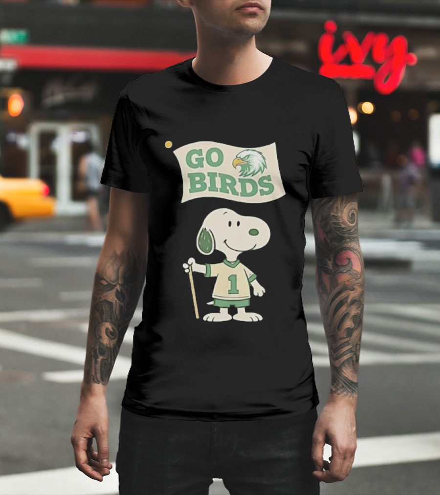 Snoopy Go Birds Philadelphia Eagles Team Spirit T-Shirt