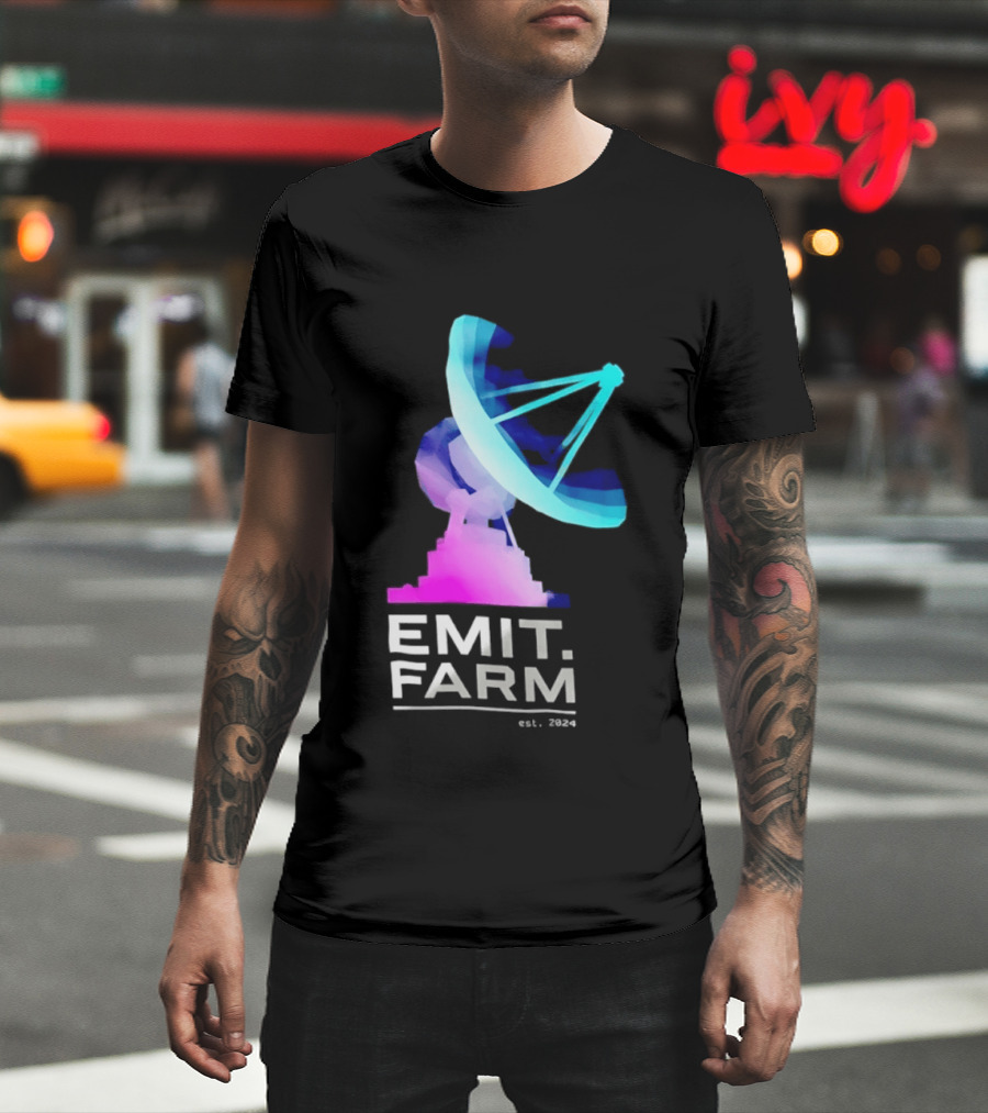 Emit Farm Est 2024 Satellite Dish Radio Telescope Science T-Shirt
