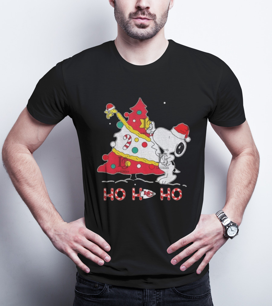 Kansas City Chiefs Snoopy Woodstock Christmas Tree Ho Ho Ho 2026 T-Shirt