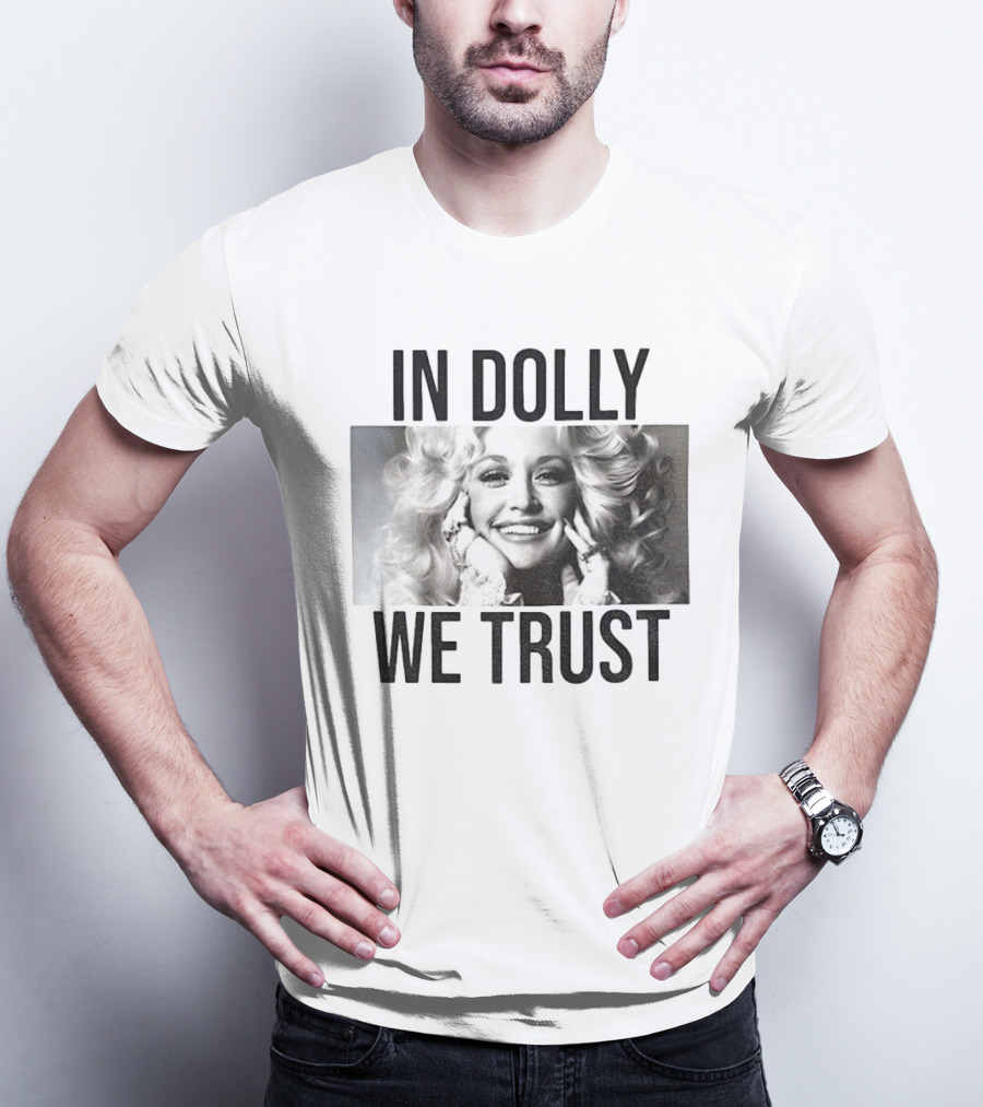 In Dolly We Trust Vintage Style Dolly Parton T-Shirt