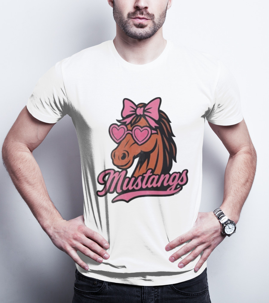Mustangs Horse Pink Bow Heart Sunglasses T-Shirt