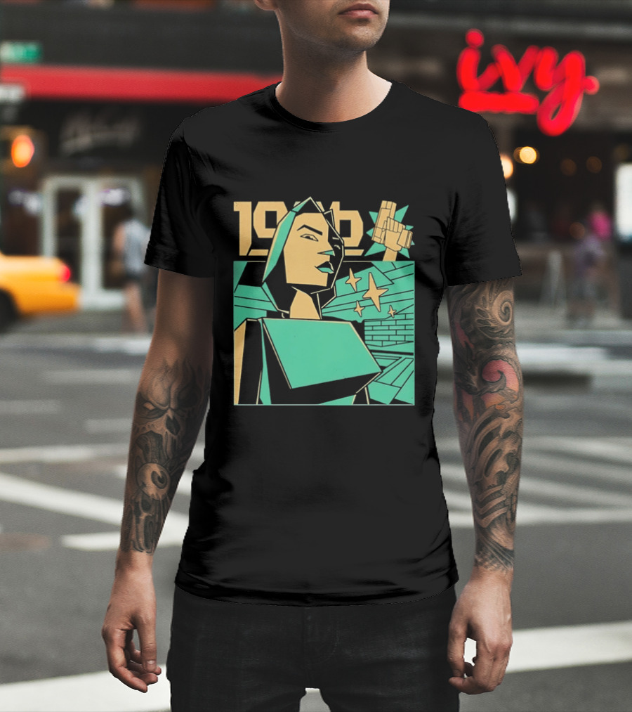 Lara Croft 1996 Polygon Style Tomb Raider Video Game T-Shirt