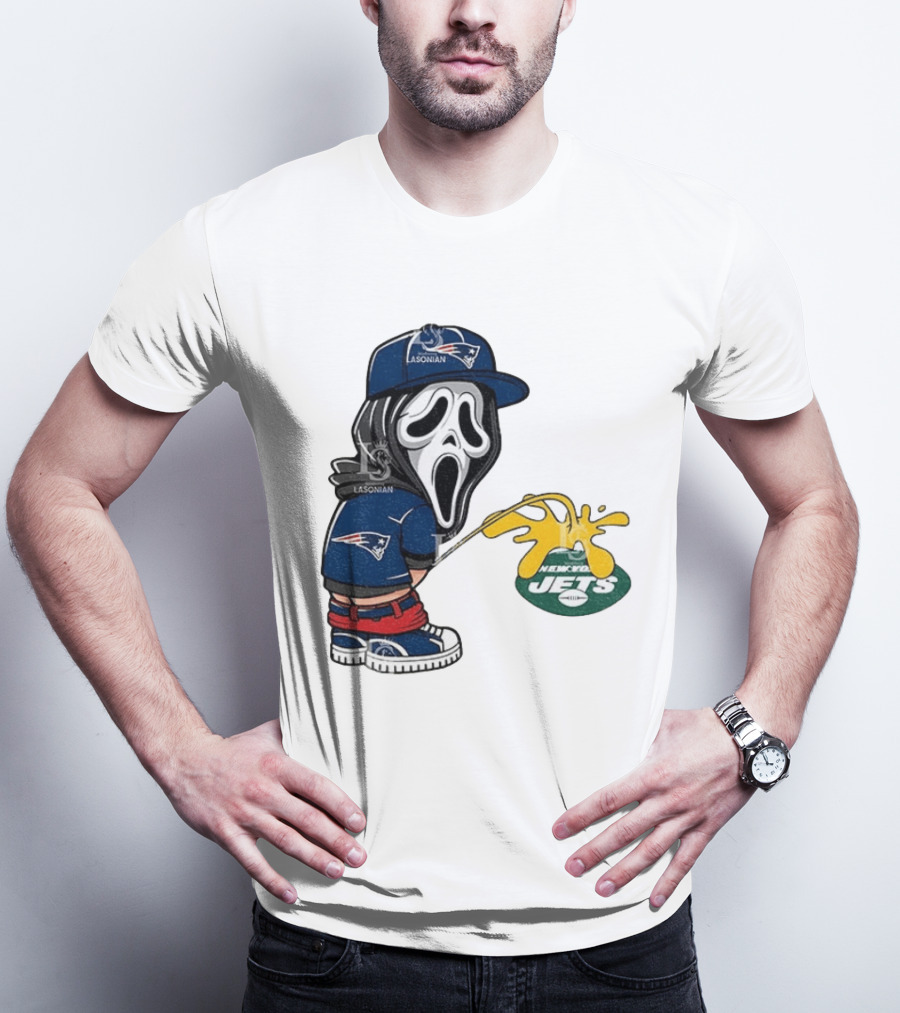 New England Patriots Ghostface Urinating On New York Jets T-Shirt