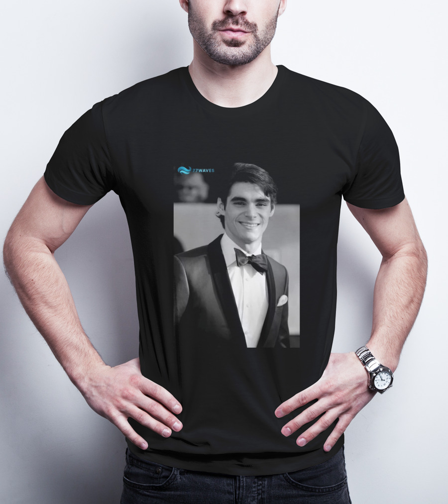 77Waves RJ Mitte Walter White's Son Breaking Bad T-Shirt