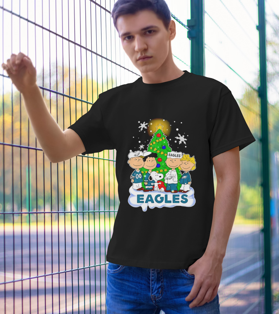 Peanuts Characters Christmas Tree Philadelphia Eagles T-Shirt