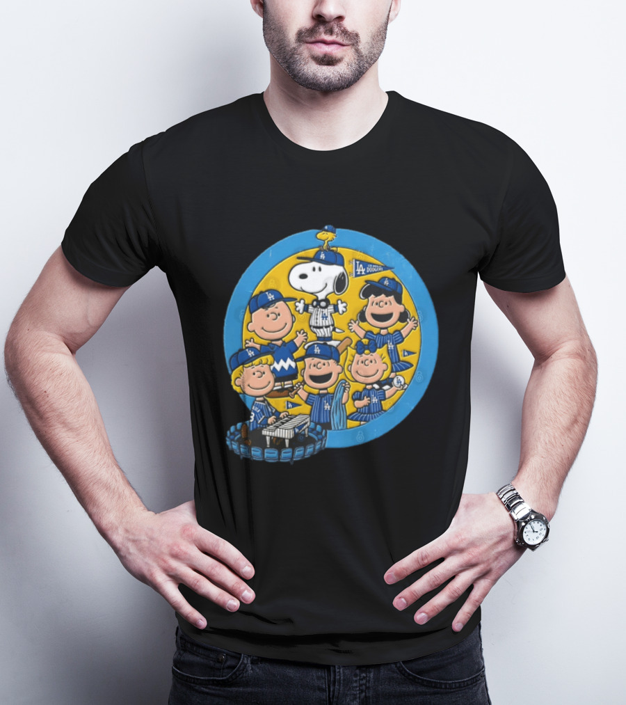 Los Angeles Dodgers Peanuts Gang Snoopy Baseball Players T-Shirt