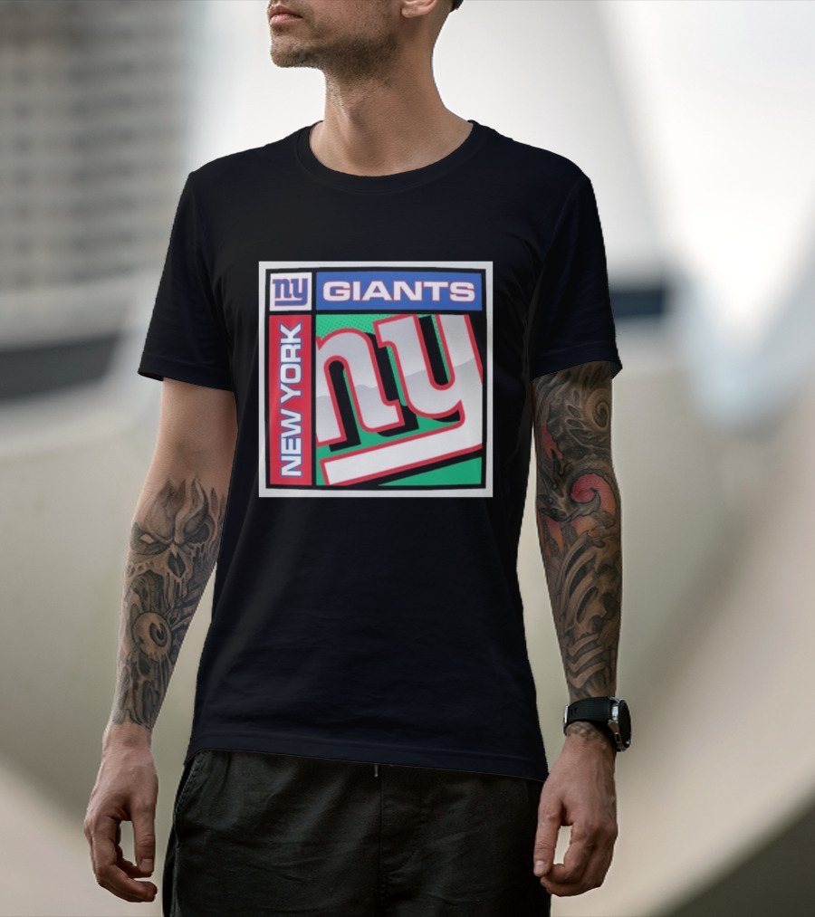 New York Giants '47 Chrome Plate Franklin Vintage Style Football T-Shirt