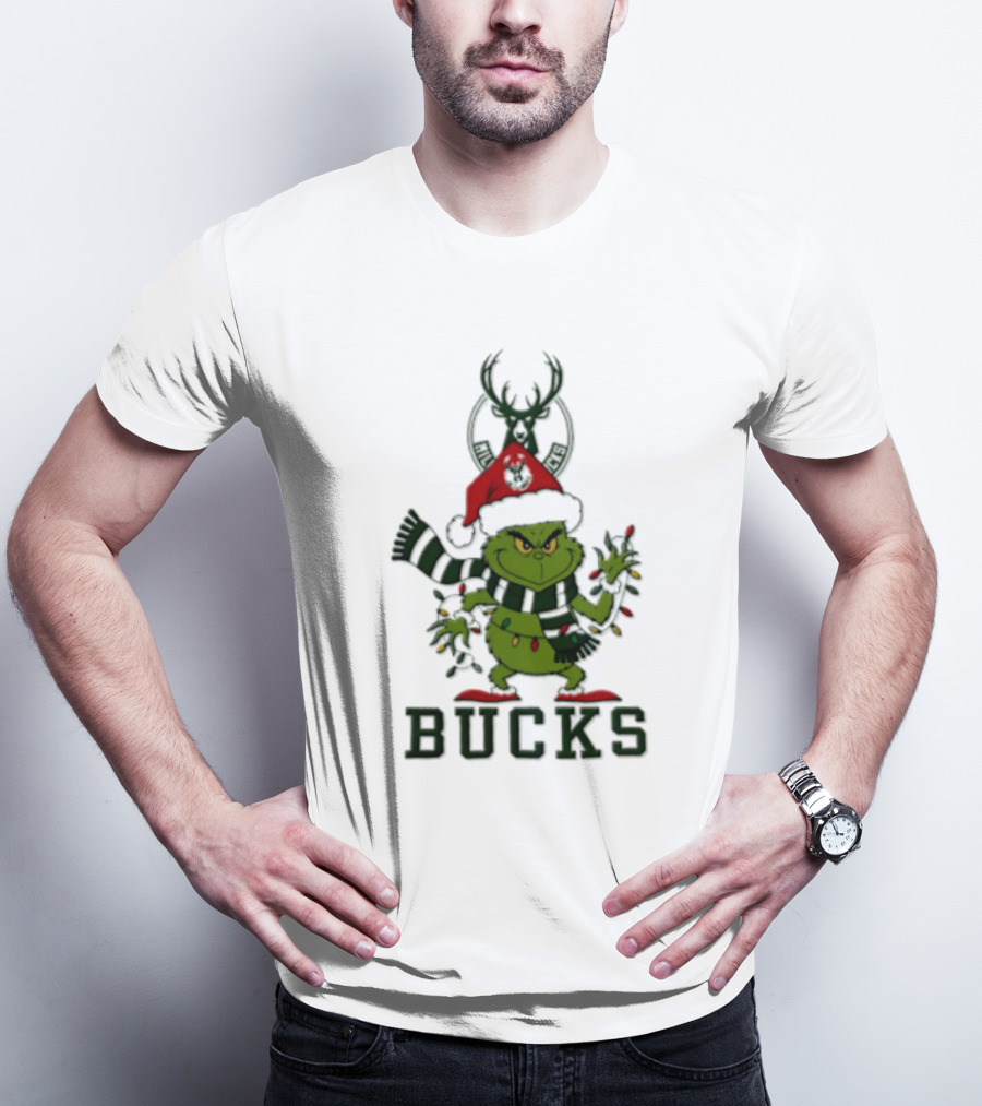 Milwaukee Bucks Grinch Christmas 2026 Heart Hands T-Shirt