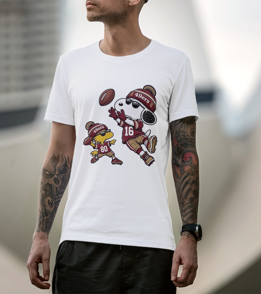 San Francisco 49ers Snoopy Woodstock Football Players Number 16 80 T-Shirt